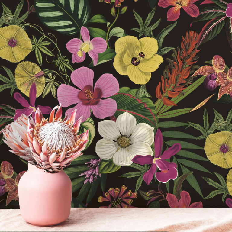 Statement Wallpaper and Murals Love Frankie